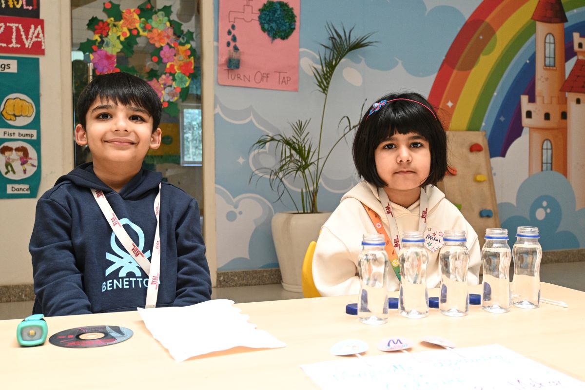 How to Develop Critical Thinking and Problem-Solving Skills - Vega Schools