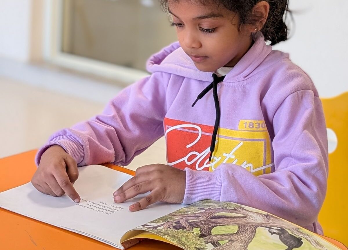 Screen Time vs Story Time: Encouraging Reading Habits in Preschoolers ...